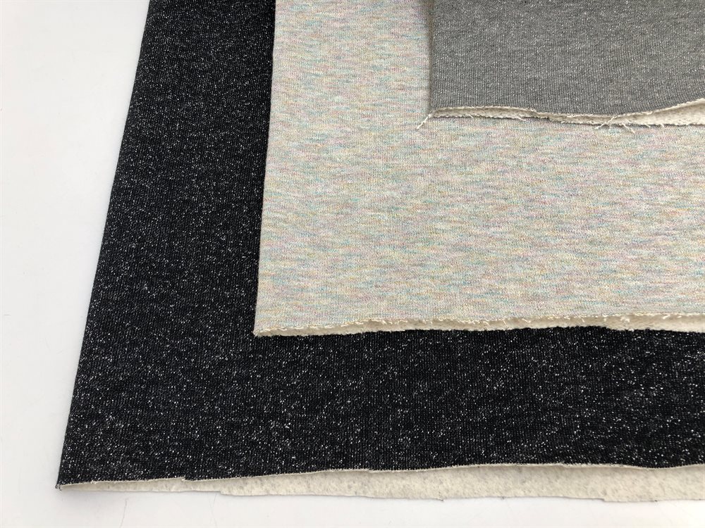 Isoli - sort med sølv glimmer